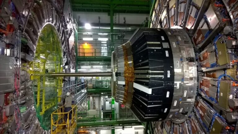 CERN 欧州原子核研究機構│Cool & Spiritual Japan